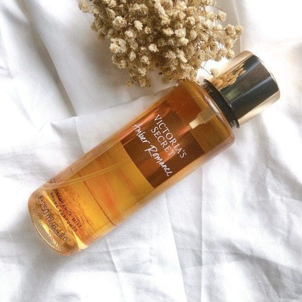 Victoria’s Secret Amber Romance Fragrance Mist 250ML - Cutish.Pk